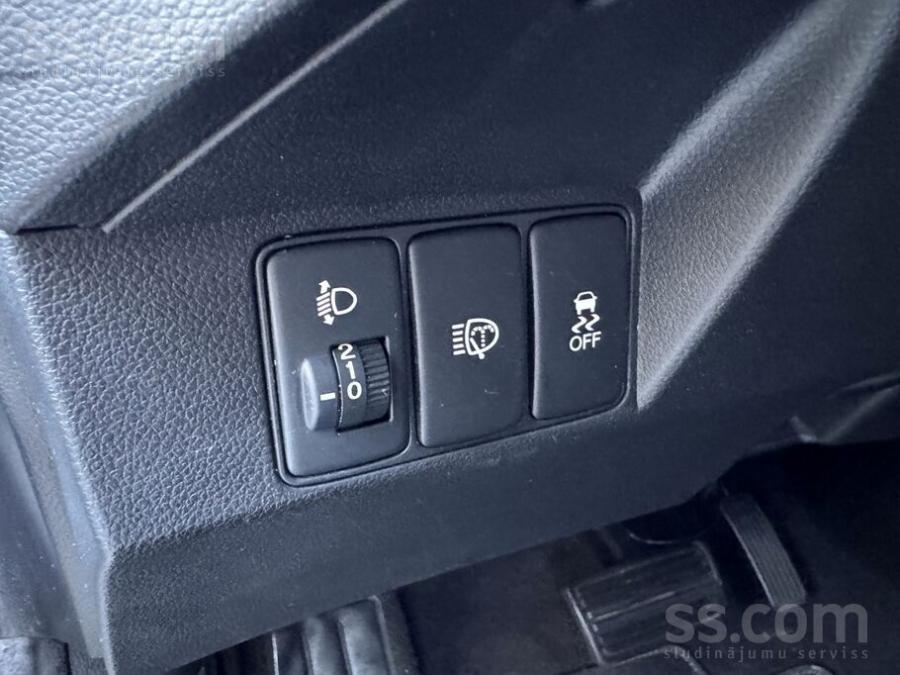 Honda Civic 2015 Rīga, ar dzinēja tilpumu 1.80 L un nobraukumu 168 tūkst. km par 8200 €, foto 21 vietnē AUTOMOTO.COM.LV