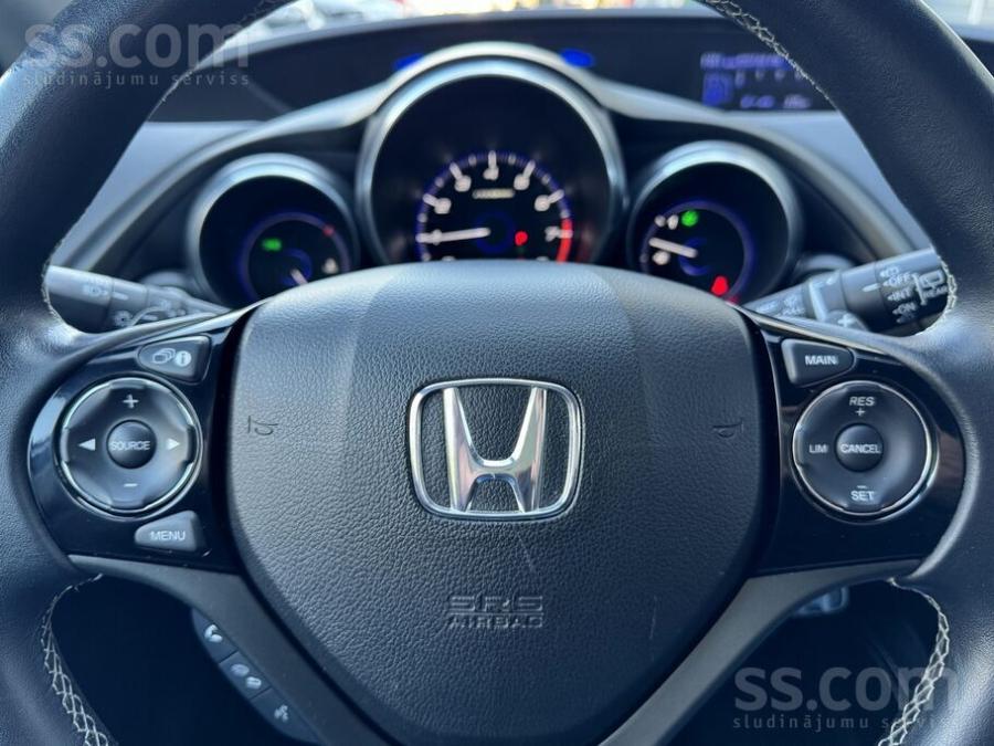 Honda Civic 2015 Rīga, ar dzinēja tilpumu 1.80 L un nobraukumu 168 tūkst. km par 8200 €, foto 22 vietnē AUTOMOTO.COM.LV