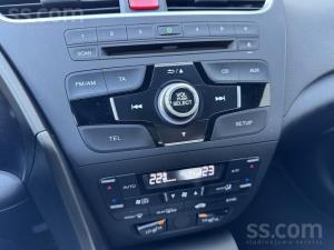 Honda Civic 2015 Rīga, ar dzinēja tilpumu 1.80 L un nobraukumu 168 tūkst. km par 8200 €, foto 23 vietnē AUTOMOTO.COM.LV