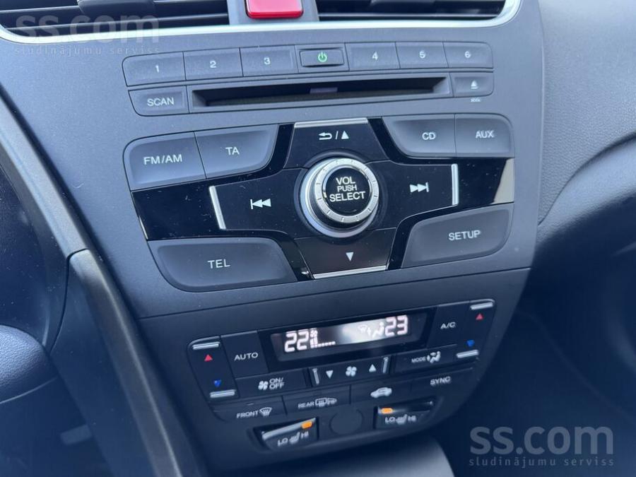 Honda Civic 2015 Rīga, ar dzinēja tilpumu 1.80 L un nobraukumu 168 tūkst. km par 8200 €, foto 23 vietnē AUTOMOTO.COM.LV