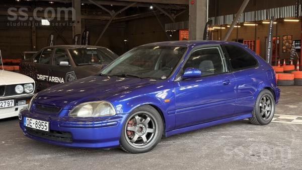 Violets Honda Civic 1998 Liepāja, ar dzinēja tilpumu 1.60 L un nobraukumu 278 tūkst. km par 7650 €, foto 1 vietnē AUTOMOTO.COM.LV