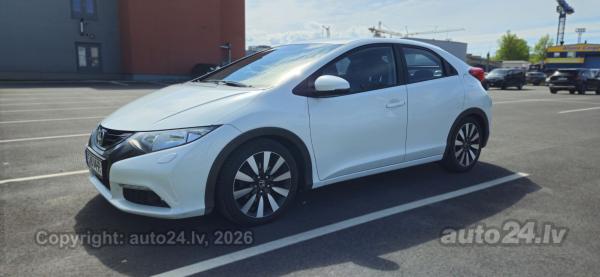 Balts Honda Civic 2012 Tallina, ar dzinēja tilpumu 1.80 L un nobraukumu 146 tūkst. km par 6800 €, foto 3 vietnē AUTOMOTO.COM.LV