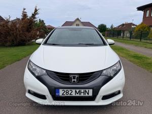 Balts Honda Civic 2012 Tallina, ar dzinēja tilpumu 1.80 L un nobraukumu 135 tūkst. km par 5900 €, foto 7 vietnē AUTOMOTO.COM.LV