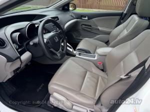Balts Honda Civic 2012 Tallina, ar dzinēja tilpumu 1.80 L un nobraukumu 135 tūkst. km par 5900 €, foto 8 vietnē AUTOMOTO.COM.LV
