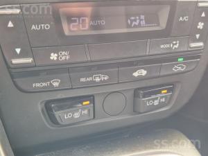 Balts Honda Civic 2013 Rīga, ar dzinēja tilpumu 1.80 L un nobraukumu 480 tūkst. km par 3950 €, foto 9 vietnē AUTOMOTO.COM.LV