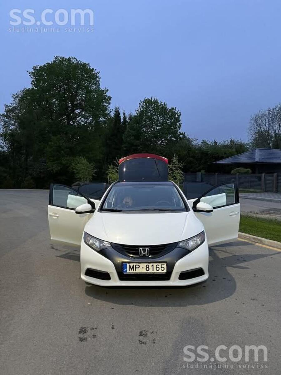 Balts Honda Civic 2013 Aizkraukle, ar dzinēja tilpumu 2.20 L un nobraukumu 226 tūkst. km par 4800 €, foto 5 vietnē AUTOMOTO.COM.LV