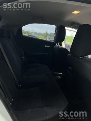 Balts Honda Civic 2013 Aizkraukle, ar dzinēja tilpumu 2.20 L un nobraukumu 226 tūkst. km par 4800 €, foto 7 vietnē AUTOMOTO.COM.LV