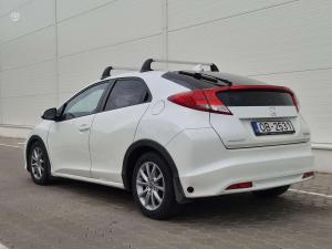 Balts Honda Civic 2013 Rīga, ar dzinēja tilpumu 1.80 L un nobraukumu 480 tūkst. km par 3990 €, foto 3 vietnē AUTOMOTO.COM.LV