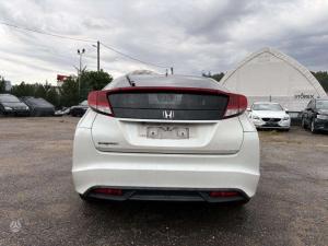 Balts Honda Civic 2014 Radviliškis, ar dzinēja tilpumu 1.80 L un nobraukumu 248 tūkst. km par 4750 €, foto 7 vietnē AUTOMOTO.COM.LV