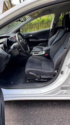 Balts Honda Civic 2015 Tallina, ar dzinēja tilpumu 1.80 L un nobraukumu 136 tūkst. km par 9999 €, foto 10 vietnē AUTOMOTO.COM.LV