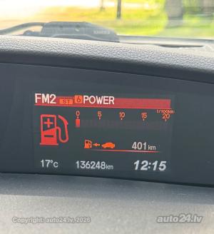 Balts Honda Civic 2015 Tallina, ar dzinēja tilpumu 1.80 L un nobraukumu 136 tūkst. km par 9999 €, foto 20 vietnē AUTOMOTO.COM.LV