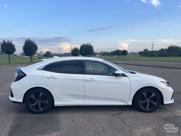 Balts Honda Civic 2017 Kauņa, ar dzinēja tilpumu 1.00 L un nobraukumu 194 tūkst. km par 10580 €, foto 4 vietnē AUTOMOTO.COM.LV