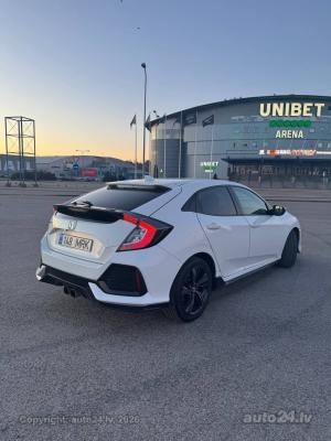 White Honda Civic 2017 in Tallinn, with an engine capacity of 1.50 L and mileage of 89 thousand km for 17000 €, photo 7 on AUTOMOTO.COM.LV
