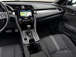 Белый Хонда Цивик 2017 в Пярну, объемом двигателя 1.00 л и пробегом 132 тыс. км за 11990 €, фото 8 на AUTOMOTO.COM.LV