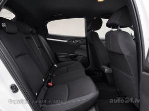 Белый Хонда Цивик 2017 в Пярну, объемом двигателя 1.00 л и пробегом 132 тыс. км за 11990 €, фото 12 на AUTOMOTO.COM.LV