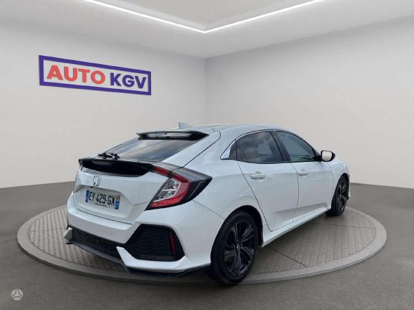 Balts Honda Civic 2018 Kauņa, ar dzinēja tilpumu 1.00 L un nobraukumu 147 tūkst. km par 10499 €, foto 5 vietnē AUTOMOTO.COM.LV