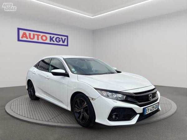 Balts Honda Civic 2018 Viļņa, ar dzinēja tilpumu 1.00 L un nobraukumu 147 tūkst. km par 9999 €, foto 7 vietnē AUTOMOTO.COM.LV