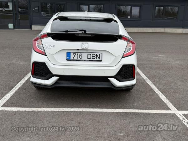 Balts Honda Civic 2019 Tartu, ar dzinēja tilpumu 1.60 L un nobraukumu 162 tūkst. km par 13900 €, foto 3 vietnē AUTOMOTO.COM.LV