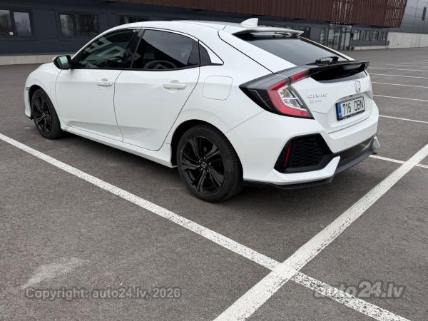 Balts Honda Civic 2019 Tartu, ar dzinēja tilpumu 1.60 L un nobraukumu 162 tūkst. km par 13900 €, foto 4 vietnē AUTOMOTO.COM.LV