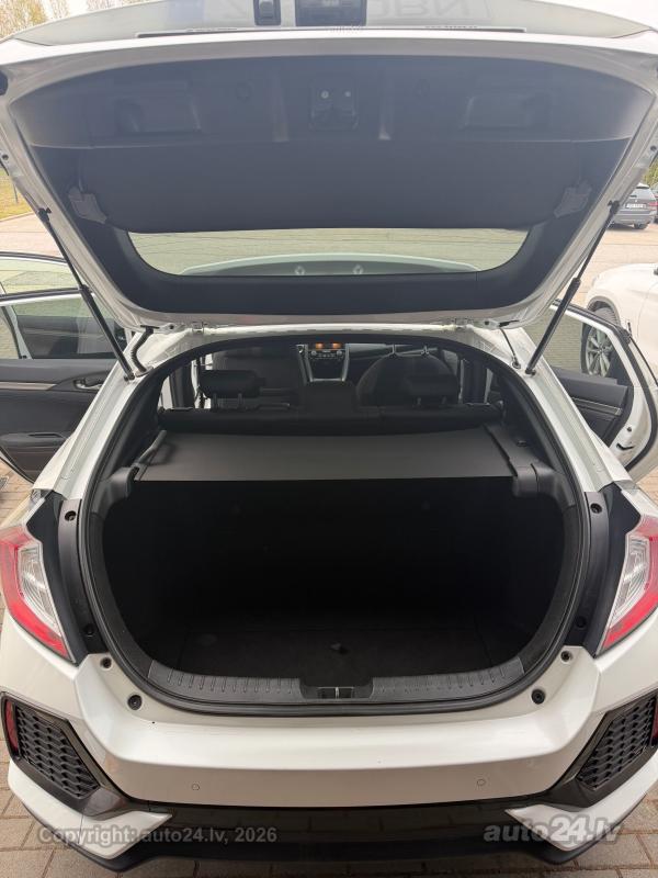 Balts Honda Civic 2019 Tartu, ar dzinēja tilpumu 1.60 L un nobraukumu 162 tūkst. km par 13900 €, foto 6 vietnē AUTOMOTO.COM.LV