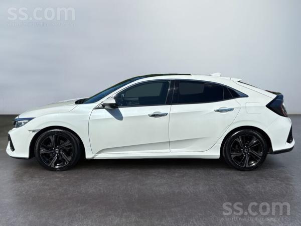 Balts Honda Civic 2019 Rīga, ar dzinēja tilpumu 1.50 L un nobraukumu 75 tūkst. km par 17230 €, foto 2 vietnē AUTOMOTO.COM.LV