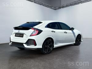 Balts Honda Civic 2019 Rīga, ar dzinēja tilpumu 1.50 L un nobraukumu 75 tūkst. km par 17230 €, foto 6 vietnē AUTOMOTO.COM.LV