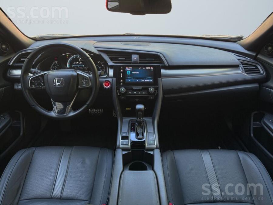 Balts Honda Civic 2019 Rīga, ar dzinēja tilpumu 1.50 L un nobraukumu 75 tūkst. km par 17230 €, foto 11 vietnē AUTOMOTO.COM.LV