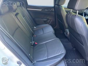 Balts Honda Civic 2019 Rīga, ar dzinēja tilpumu 1.50 L un nobraukumu 75 tūkst. km par 17230 €, foto 14 vietnē AUTOMOTO.COM.LV