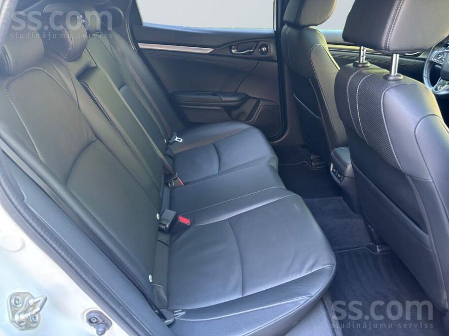 Balts Honda Civic 2019 Rīga, ar dzinēja tilpumu 1.50 L un nobraukumu 75 tūkst. km par 17230 €, foto 14 vietnē AUTOMOTO.COM.LV