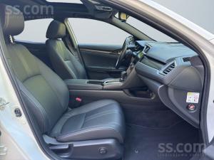 Balts Honda Civic 2019 Rīga, ar dzinēja tilpumu 1.50 L un nobraukumu 75 tūkst. km par 17230 €, foto 15 vietnē AUTOMOTO.COM.LV