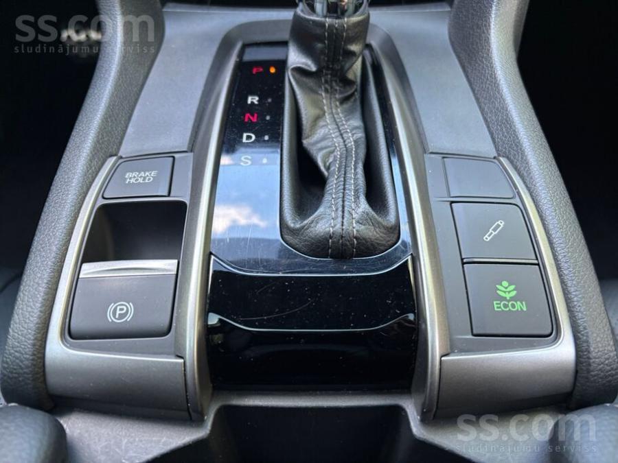 Balts Honda Civic 2019 Rīga, ar dzinēja tilpumu 1.50 L un nobraukumu 75 tūkst. km par 17230 €, foto 16 vietnē AUTOMOTO.COM.LV