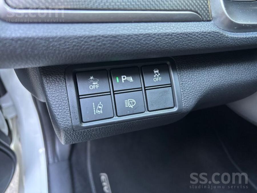 Balts Honda Civic 2019 Rīga, ar dzinēja tilpumu 1.50 L un nobraukumu 75 tūkst. km par 17230 €, foto 20 vietnē AUTOMOTO.COM.LV