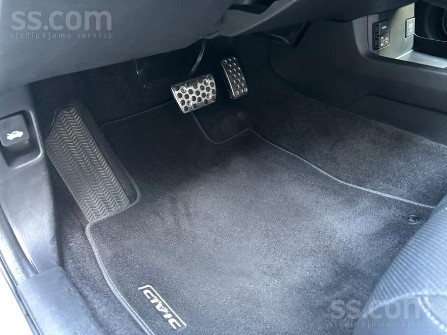 Balts Honda Civic 2019 Rīga, ar dzinēja tilpumu 1.50 L un nobraukumu 75 tūkst. km par 17230 €, foto 21 vietnē AUTOMOTO.COM.LV