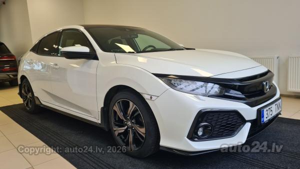 Белый Хонда Цивик 2019 в Таллин, объемом двигателя 1.50 л и пробегом 79 тыс. км за 18900 €, фото 2 на AUTOMOTO.COM.LV