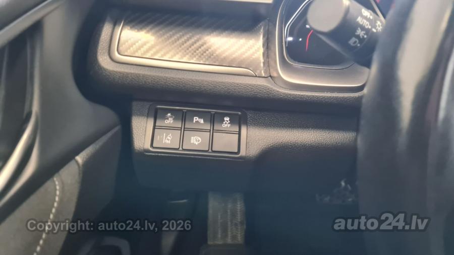 Белый Хонда Цивик 2019 в Таллин, объемом двигателя 1.50 л и пробегом 79 тыс. км за 18900 €, фото 13 на AUTOMOTO.COM.LV