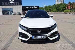 Balts Honda Civic 2019 Rīga, ar dzinēja tilpumu 1.50 L un nobraukumu 168 tūkst. km par 11900 €, foto 3 vietnē AUTOMOTO.COM.LV