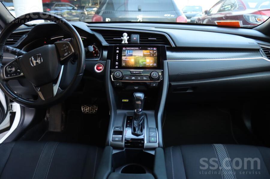 Balts Honda Civic 2019 Rīga, ar dzinēja tilpumu 1.50 L un nobraukumu 168 tūkst. km par 11900 €, foto 11 vietnē AUTOMOTO.COM.LV
