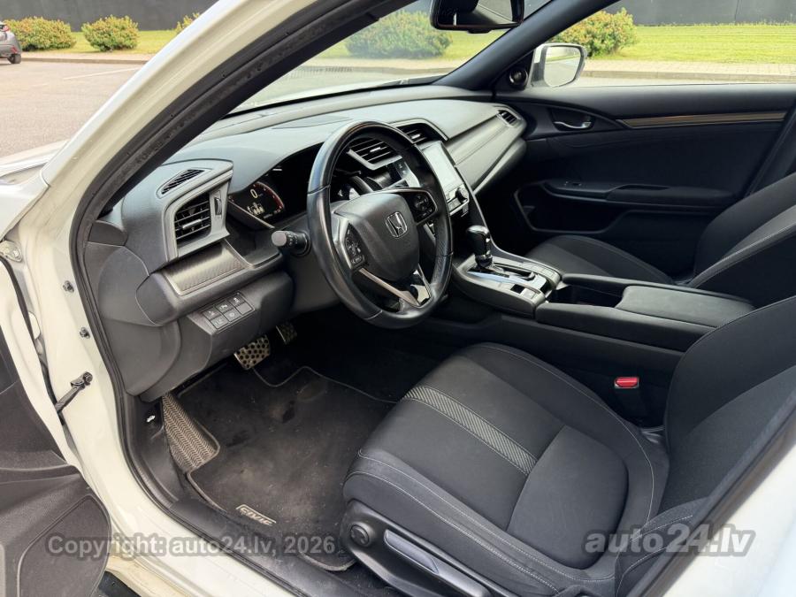White Honda Civic 2019 in Tallinn, with an engine capacity of 1.50 L and mileage of 69 thousand km for 19500 €, photo 11 on AUTOMOTO.COM.LV