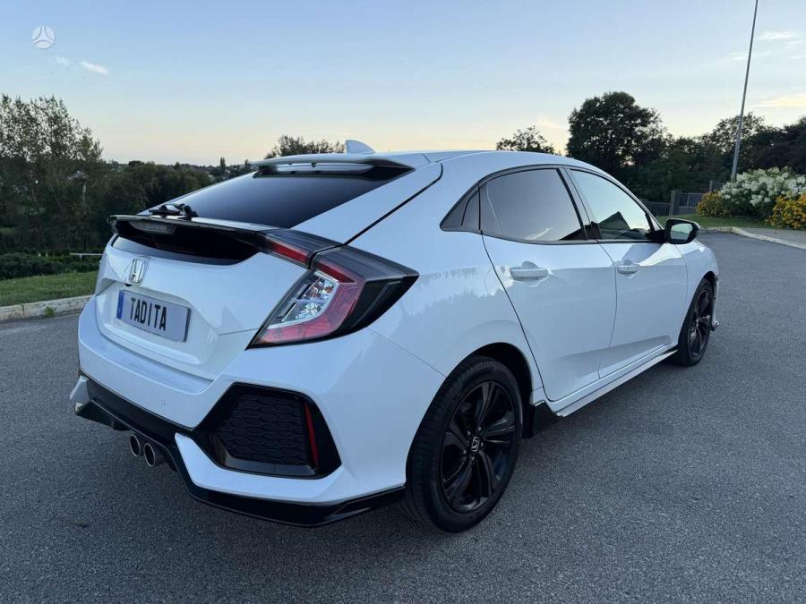 Balts Honda Civic 2019 Tauragė, ar dzinēja tilpumu 1.50 L un nobraukumu 244 tūkst. km par 10500 €, foto 9 vietnē AUTOMOTO.COM.LV