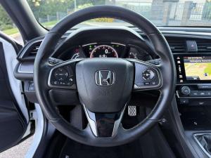 Balts Honda Civic 2019 Tauragė, ar dzinēja tilpumu 1.50 L un nobraukumu 244 tūkst. km par 10500 €, foto 20 vietnē AUTOMOTO.COM.LV