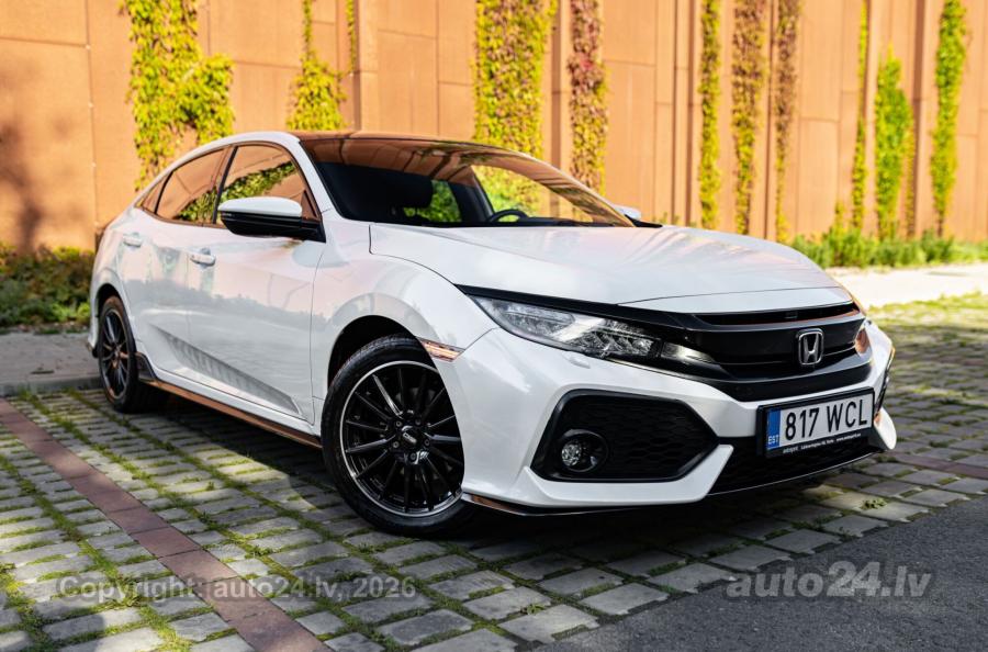 Balts Honda Civic 2020 Tallina, ar dzinēja tilpumu 1.50 L un nobraukumu 107 tūkst. km par 18990 €, foto 4 vietnē AUTOMOTO.COM.LV