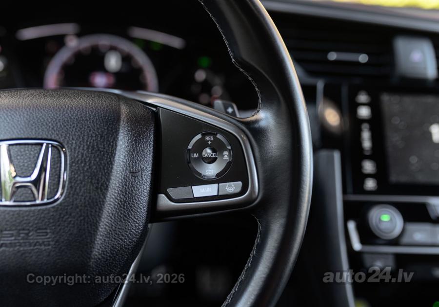 Balts Honda Civic 2020 Tallina, ar dzinēja tilpumu 1.50 L un nobraukumu 107 tūkst. km par 18990 €, foto 11 vietnē AUTOMOTO.COM.LV