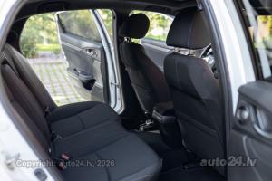 Balts Honda Civic 2020 Tallina, ar dzinēja tilpumu 1.50 L un nobraukumu 107 tūkst. km par 18990 €, foto 16 vietnē AUTOMOTO.COM.LV