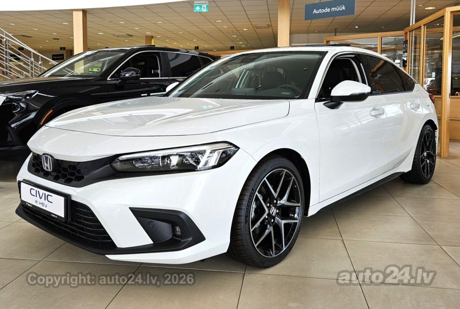 Balts Honda Civic 2026 Tallina, ar dzinēja tilpumu 2.00 L un nobraukumu 7 tūkst. km par 38400 €, foto 3 vietnē AUTOMOTO.COM.LV