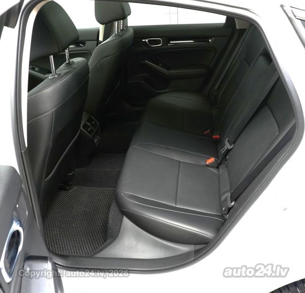 Balts Honda Civic 2026 Tallina, ar dzinēja tilpumu 2.00 L un nobraukumu 7 tūkst. km par 38400 €, foto 8 vietnē AUTOMOTO.COM.LV