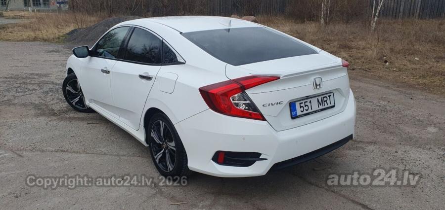 Balts Honda Civic 2017 Tallina, ar dzinēja tilpumu 1.50 L un nobraukumu 117 tūkst. km par 15300 €, foto 6 vietnē AUTOMOTO.COM.LV