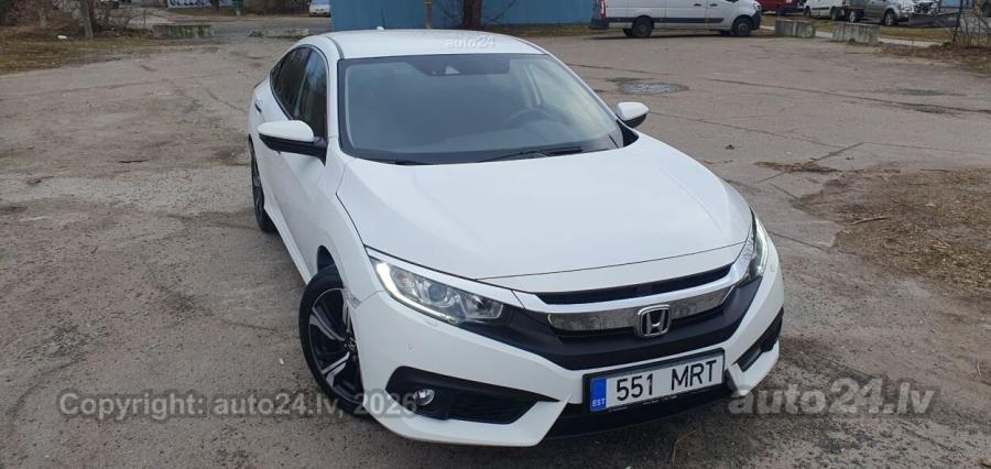 White Honda Civic 2017 in Tallinn, with an engine capacity of 1.50 L and mileage of 117 thousand km for 15300 €, photo 5 on AUTOMOTO.COM.LV