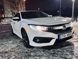 White Honda Civic 2019 in Tallinn, with an engine capacity of 1.50 L and mileage of 65 thousand km for 17490 €, photo 3 on AUTOMOTO.COM.LV