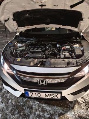 White Honda Civic 2019 in Tallinn, with an engine capacity of 1.50 L and mileage of 65 thousand km for 17490 €, photo 7 on AUTOMOTO.COM.LV