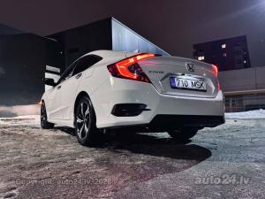 White Honda Civic 2019 in Tallinn, with an engine capacity of 1.50 L and mileage of 65 thousand km for 17490 €, photo 8 on AUTOMOTO.COM.LV